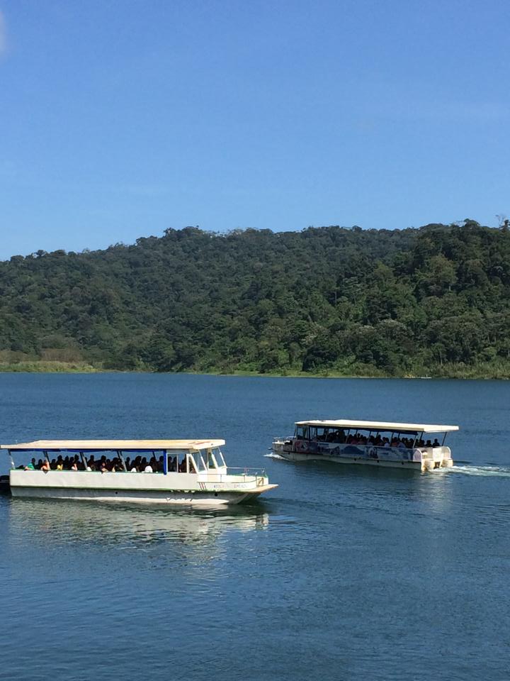 Transfer Monteverde and La Fortuna - Arenal Shuttle Service